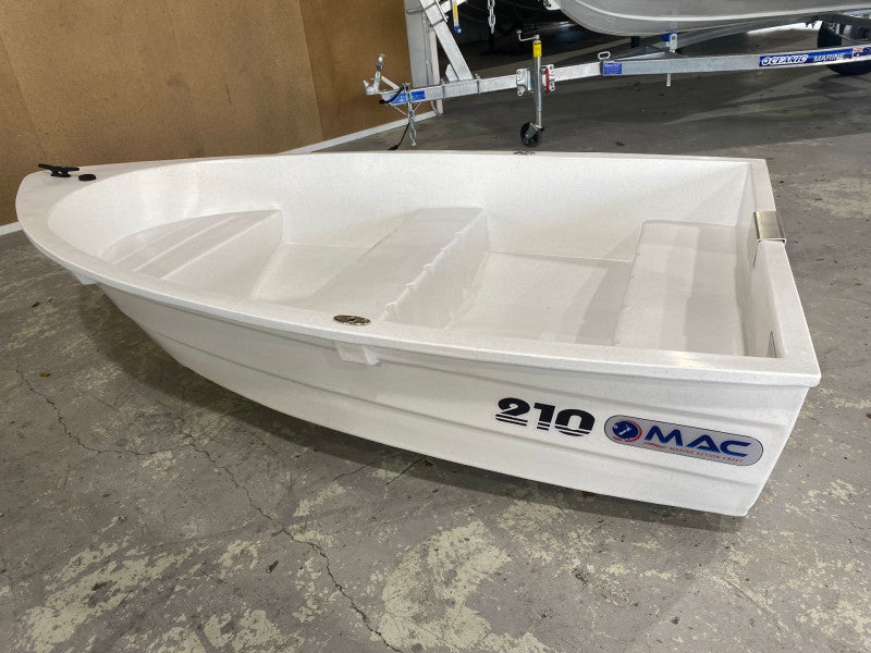 MAC 210 Dinghy – Hunts Marine